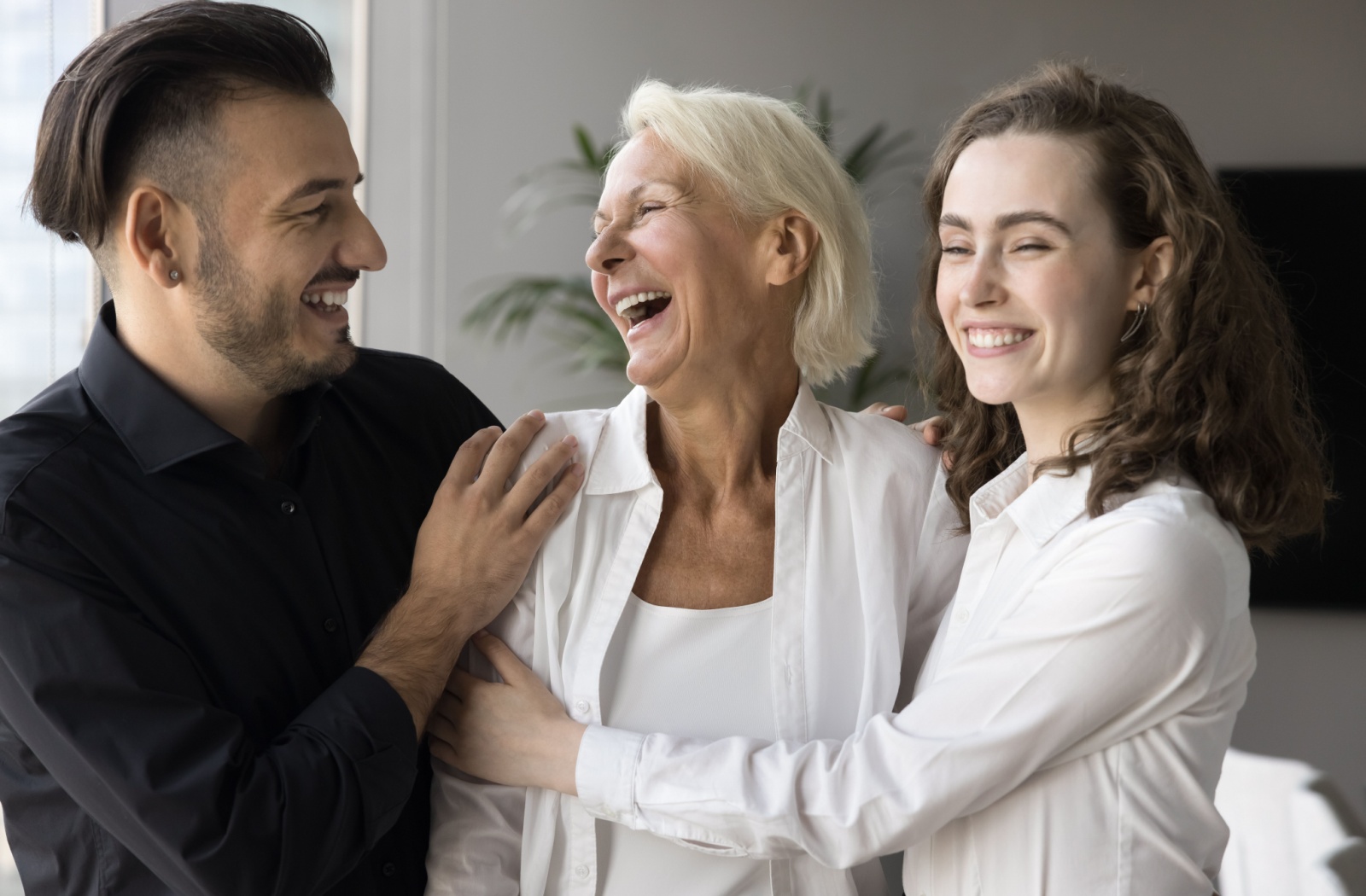 A Sibling's Guide to Caring for Aging Parents | Arden Hills